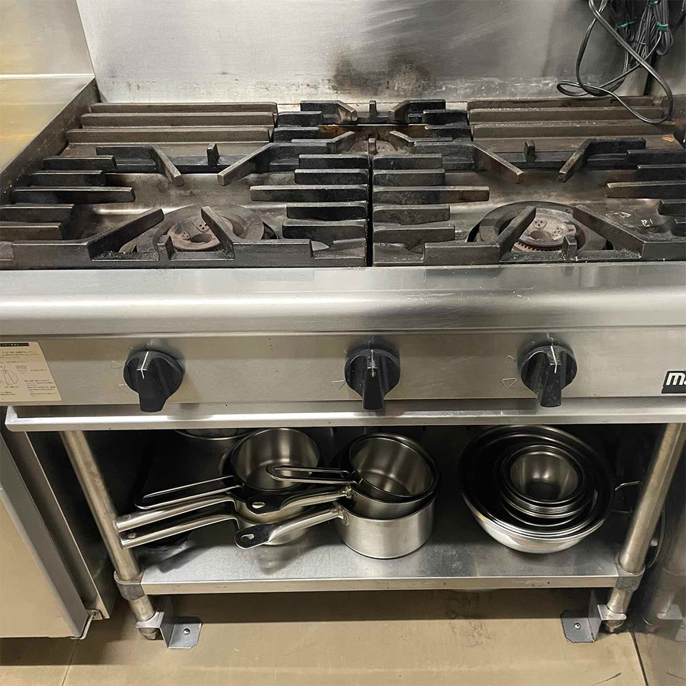 Commercial Gas Stove Removed from Restaurant in Bunkyo Ward – Returning ...